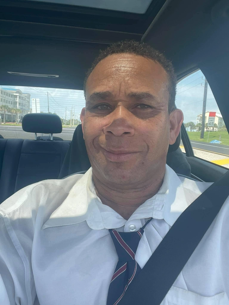 Colin Thompson/Cat TV – HPS Magazine